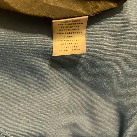 Ann Taylor | Skirts | Ann Taylors Size 8 Mini Skirt With Fabric ...